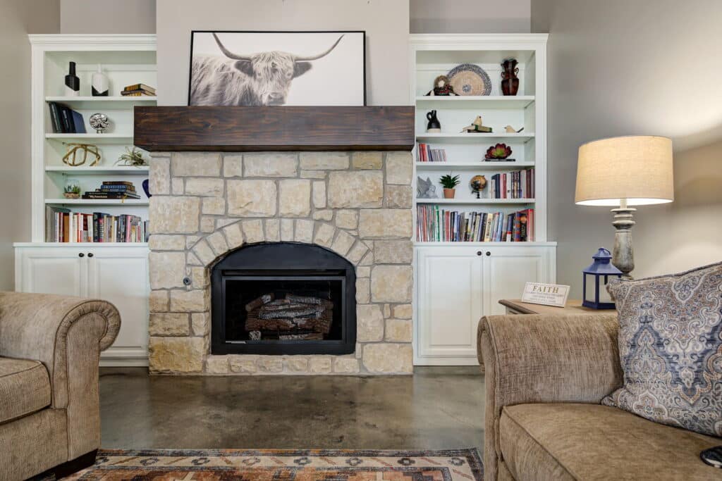 Small One Bed Room - Stone Hollow